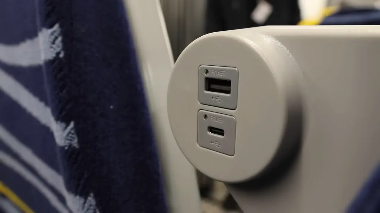 New DART+ Trains Come With USB-C and USB-A Charge Ports